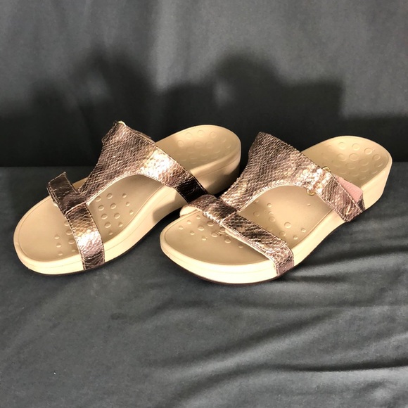 Vionic | Shoes | Vionic Podiatrist Design Ladies Platform Sandals ...